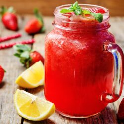 Food Club Strawberry Lemonade - Macey's