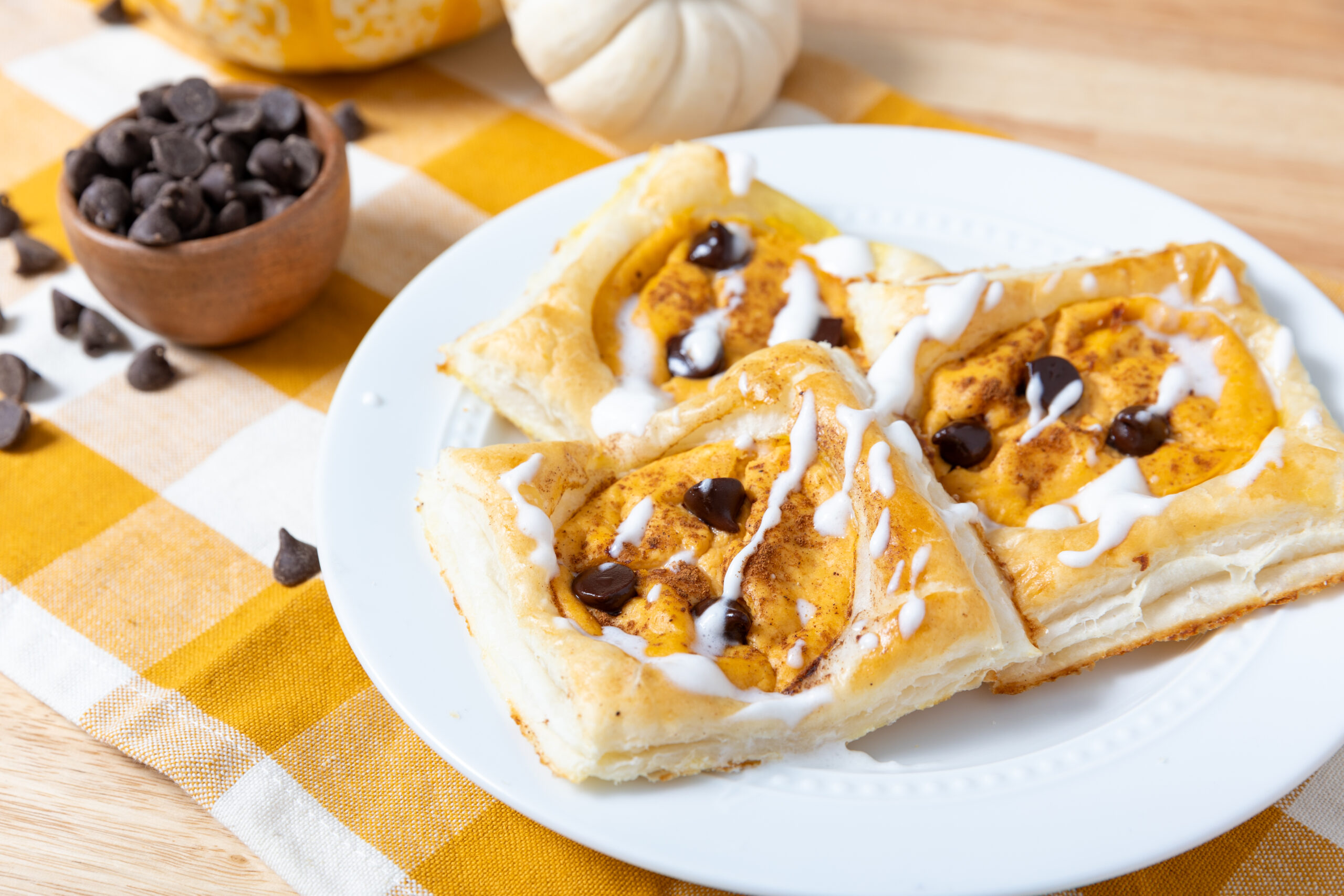 Holiday Cheeseball Recipes - Fresh Market