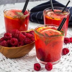 Raspberry Holiday Punch - Broulim's