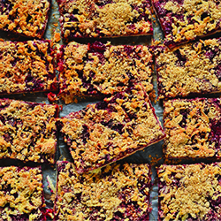 Raspberry Oatmeal Bars - Stokes Market
